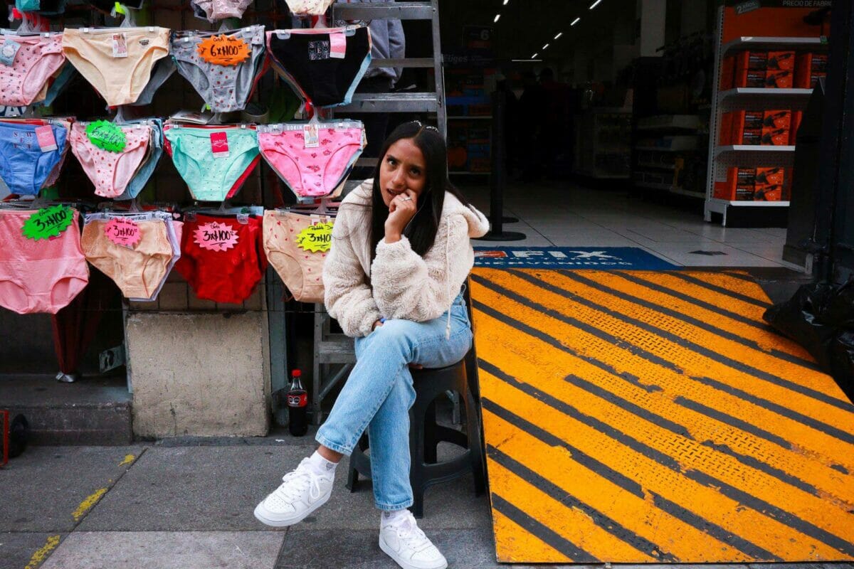 An Interview With Street Photographer Alex Coghe